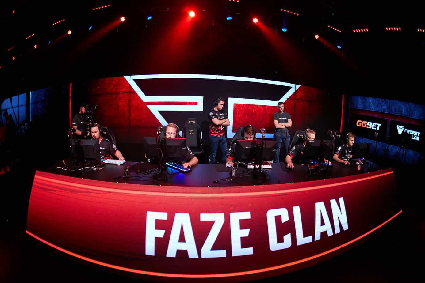 FaZe Clan vs. BIG Free Picks - ESL Pro League - Pré-visualização e ...
