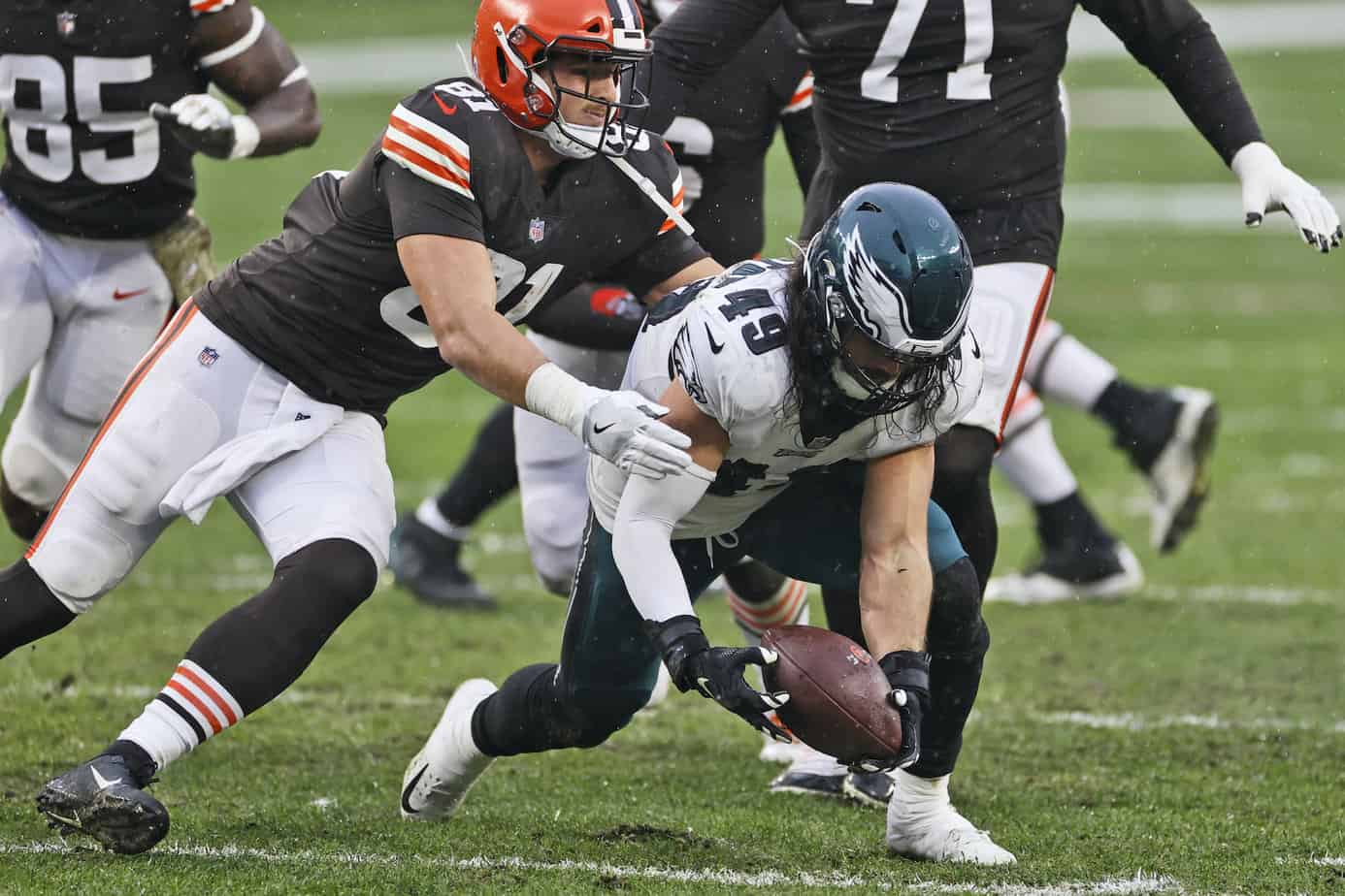 Browns at Eagles for TNF: Preview and Free Pick - Gambyl Sports Betting Exchange